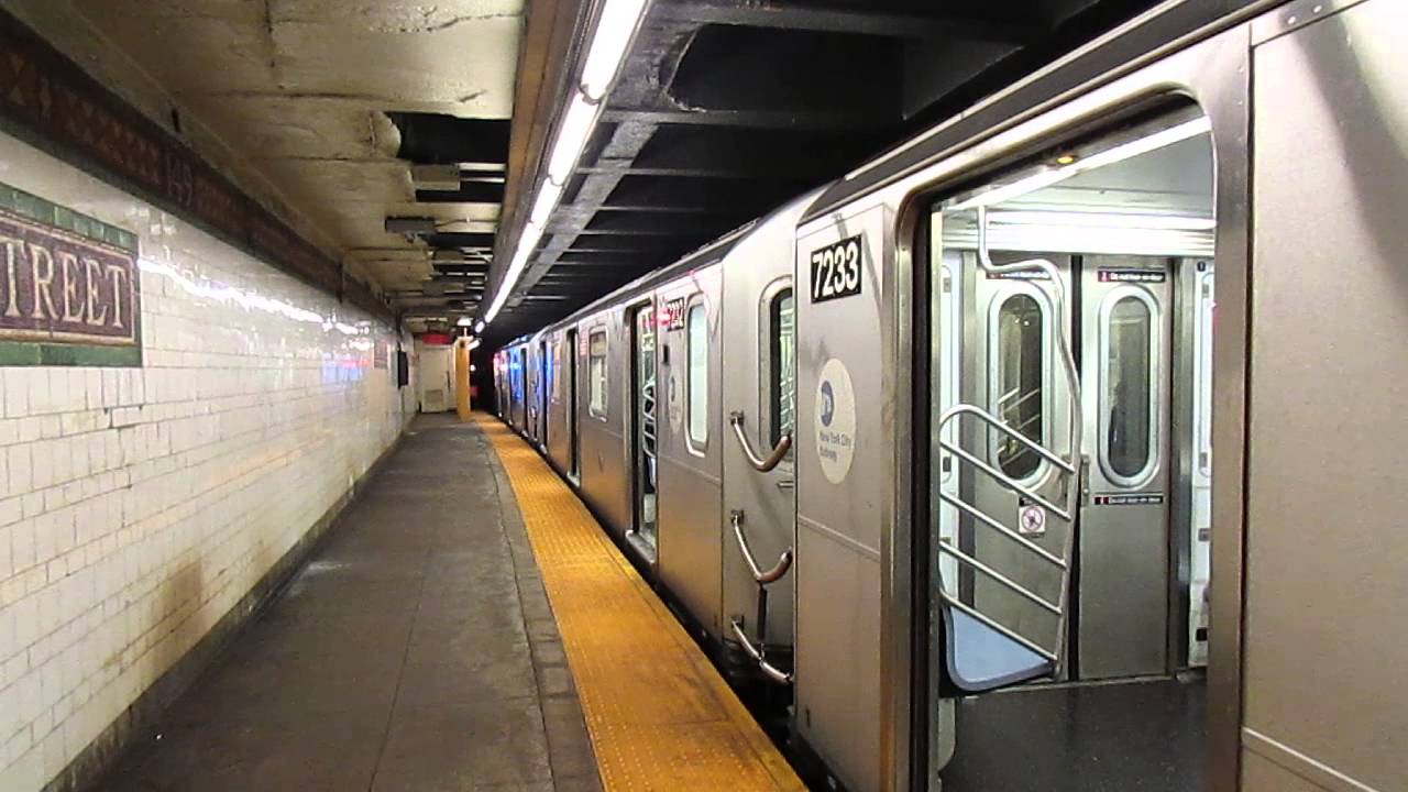 R142A (6) Train At 149 Street - YouTube