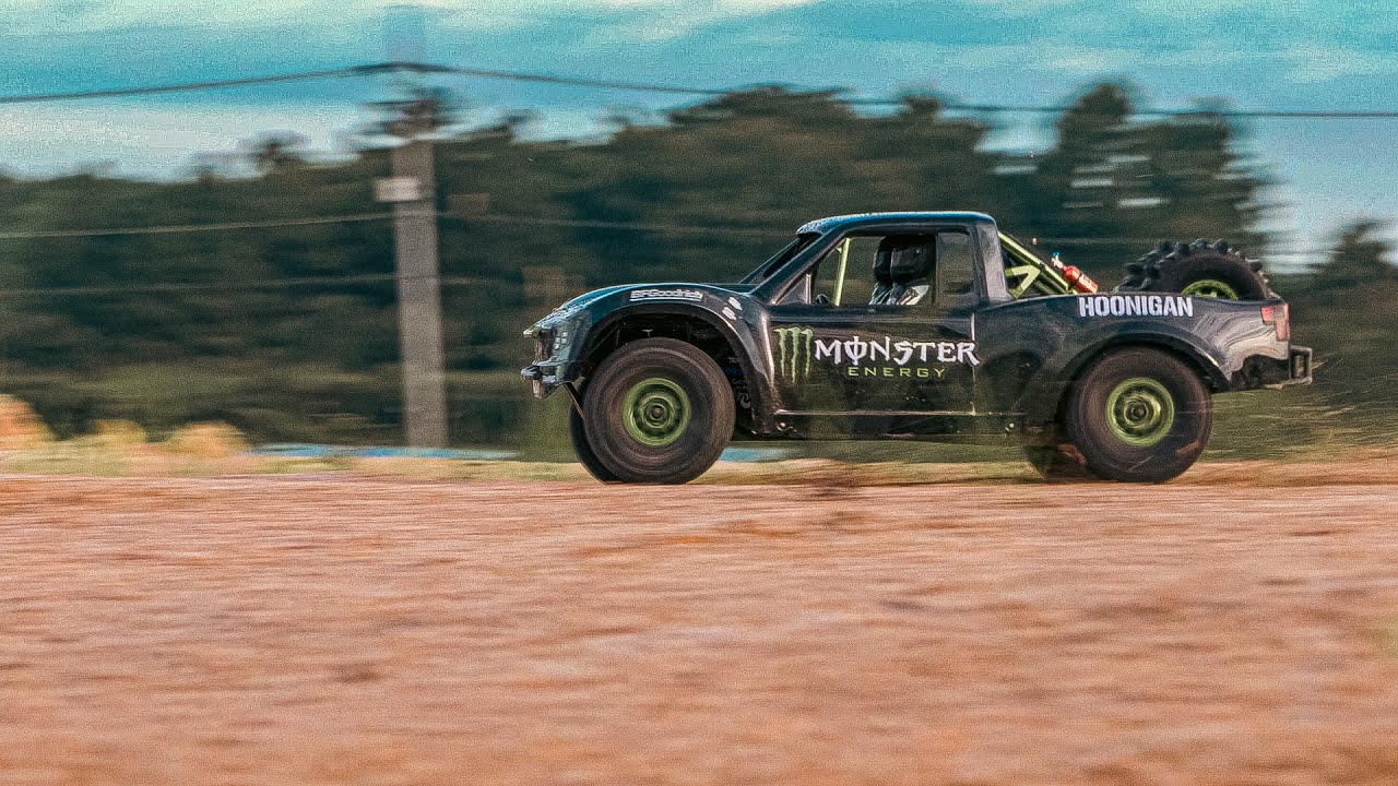 Traxxas Unlimited Desert Racer 1/7 Scale UDR Monster Energy Custom Ver ...