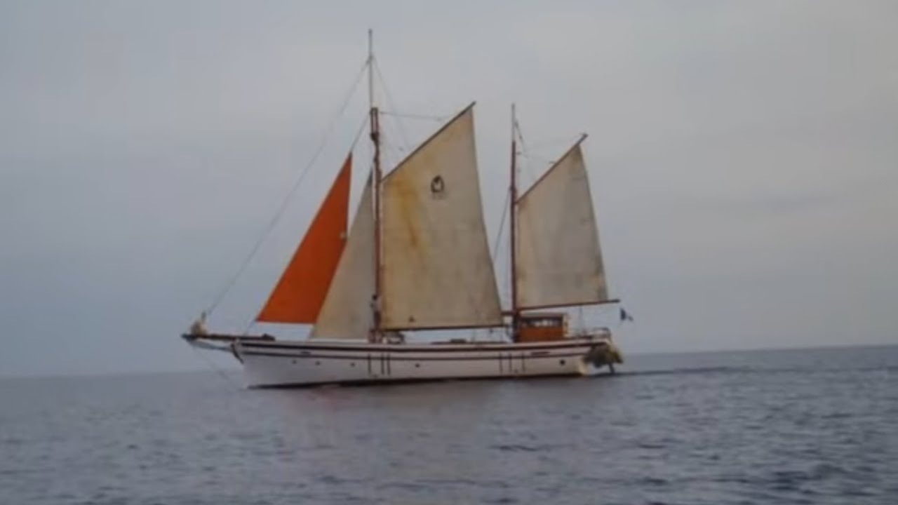LES CHEMINS DU VENT ketch Aurique de 1948 patrimoine historique ...
