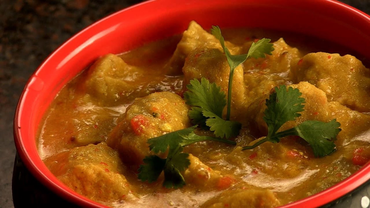 Gatta Curry Recipe l Rajasthani Besan Gatte l siri&srav kitchen - YouTube