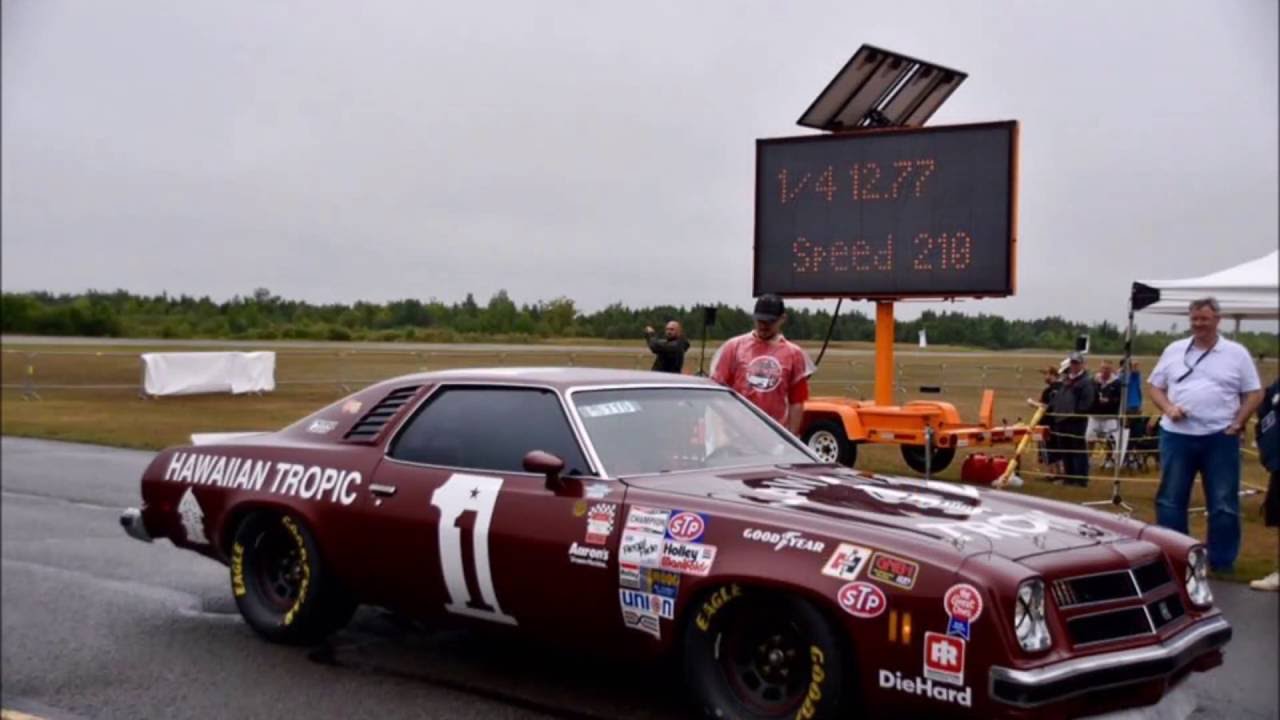 Race the runway 2016 - YouTube