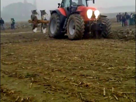 gara di aratura stagno lombardo 2010 parte 3.wmv - YouTube