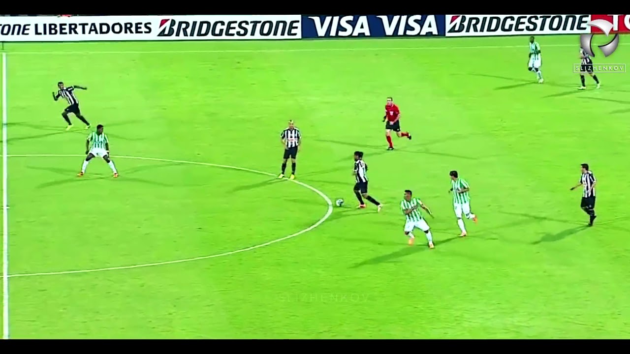 ronaldinho skills that shocked the world - YouTube