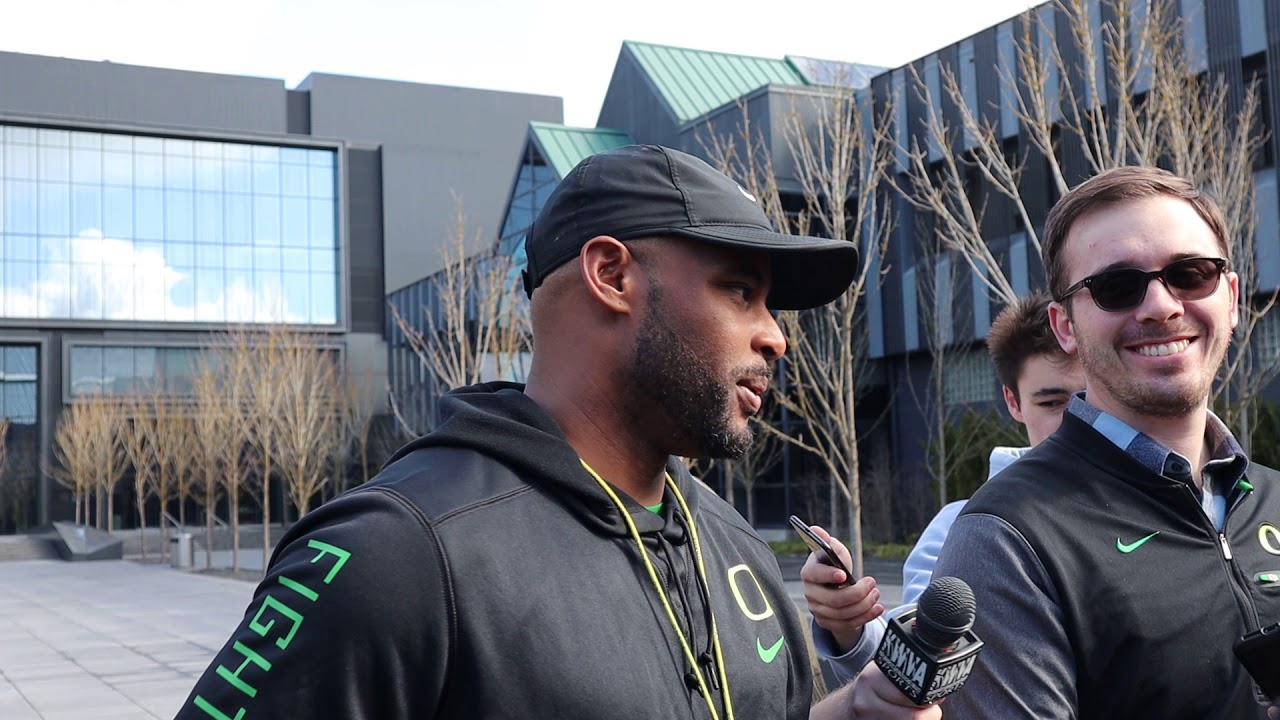 Oregon DB coach Keith Heyward on third spring practice - YouTube