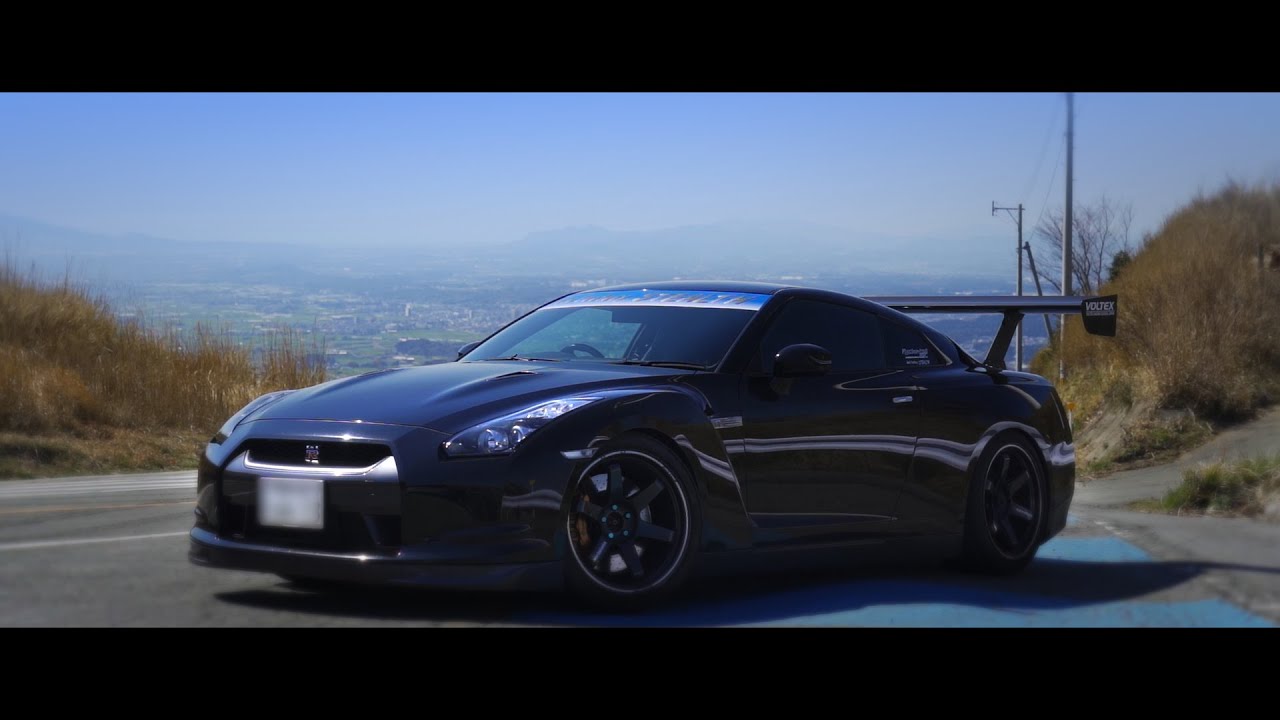 NISSAN GT-R R35 Car Film - YouTube