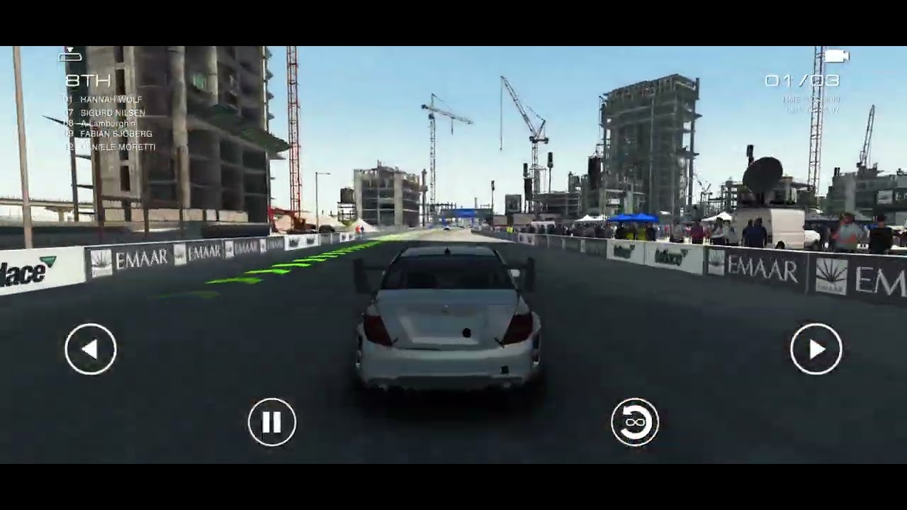 Jocuri cu masini Mercedes C63 amg de condus pe circuitul din orasul ...