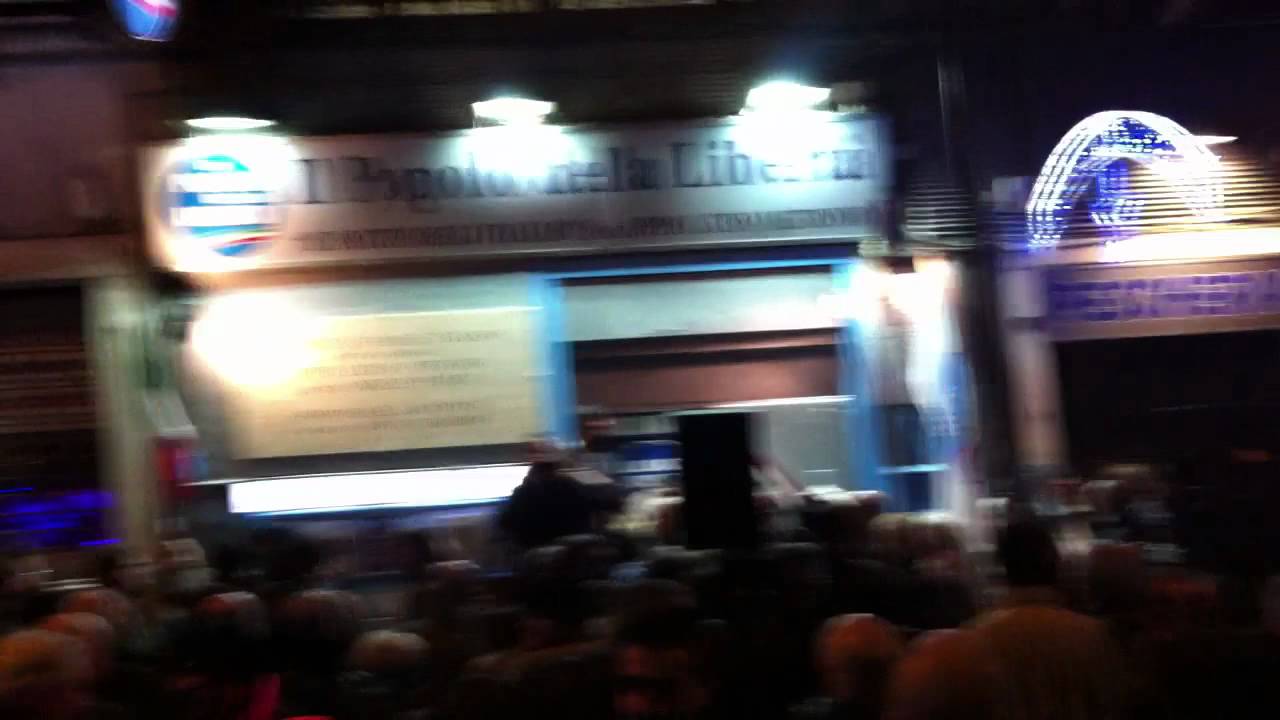 PIAZZA TUSCOLO, RIAPRE IL CIRCOLO DEL PDL (1) - YouTube