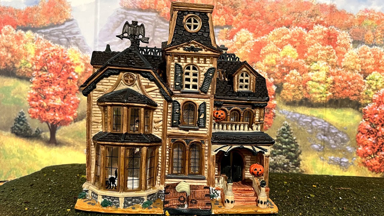 Lemax Spooky Town Greaves Manor - Classic & Retired Building Review ...