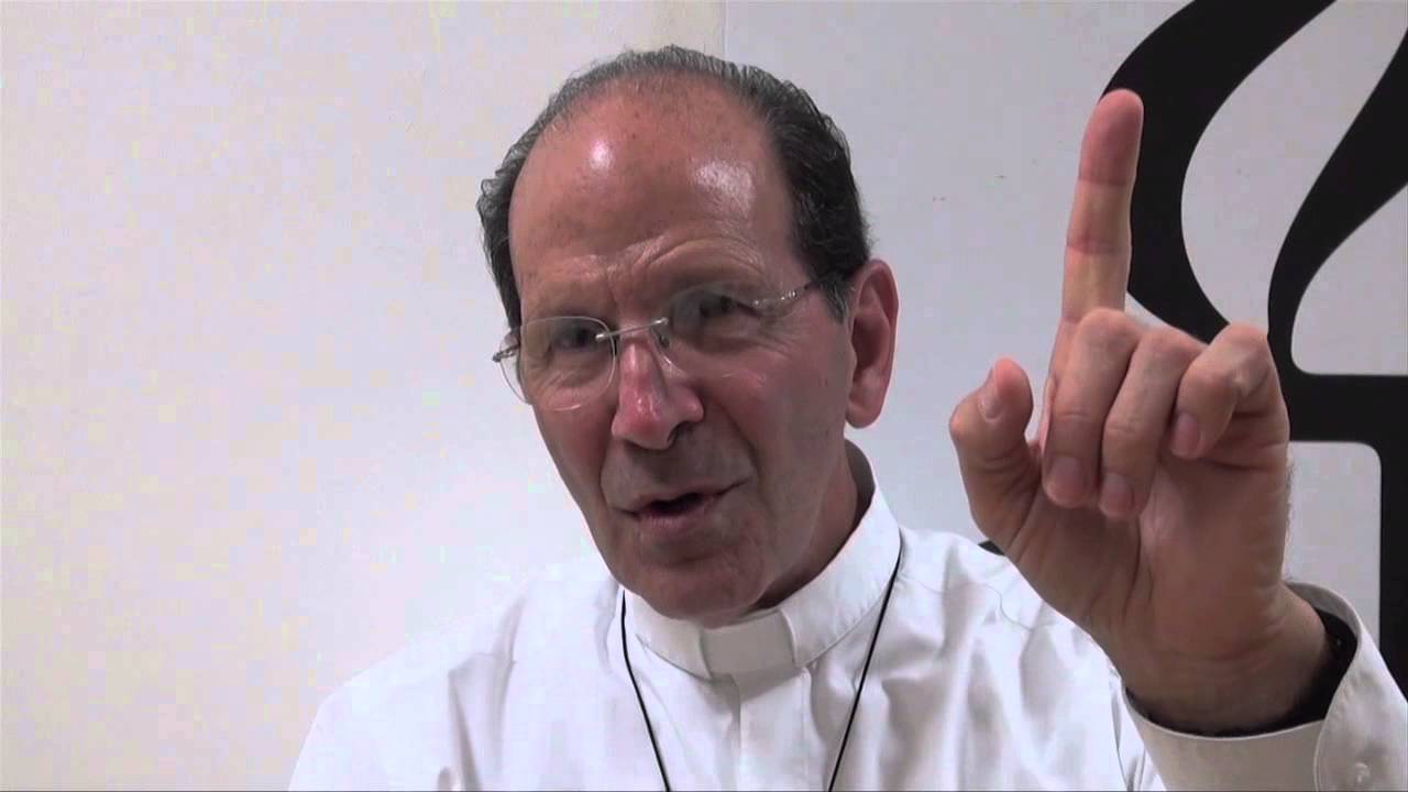 Intervista a Padre Alejandro Solalinde Guerra - YouTube