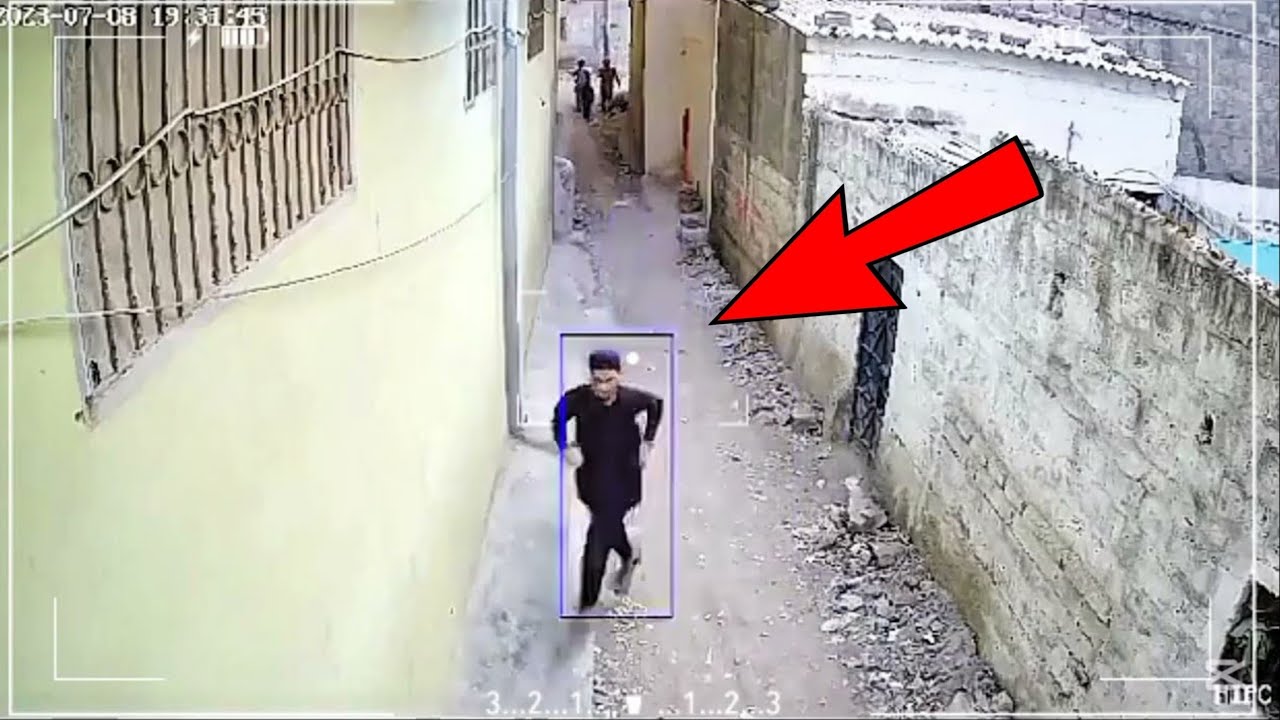 Robbery Snatching attempt fail in Frontier Colony Karachi// mobile ...