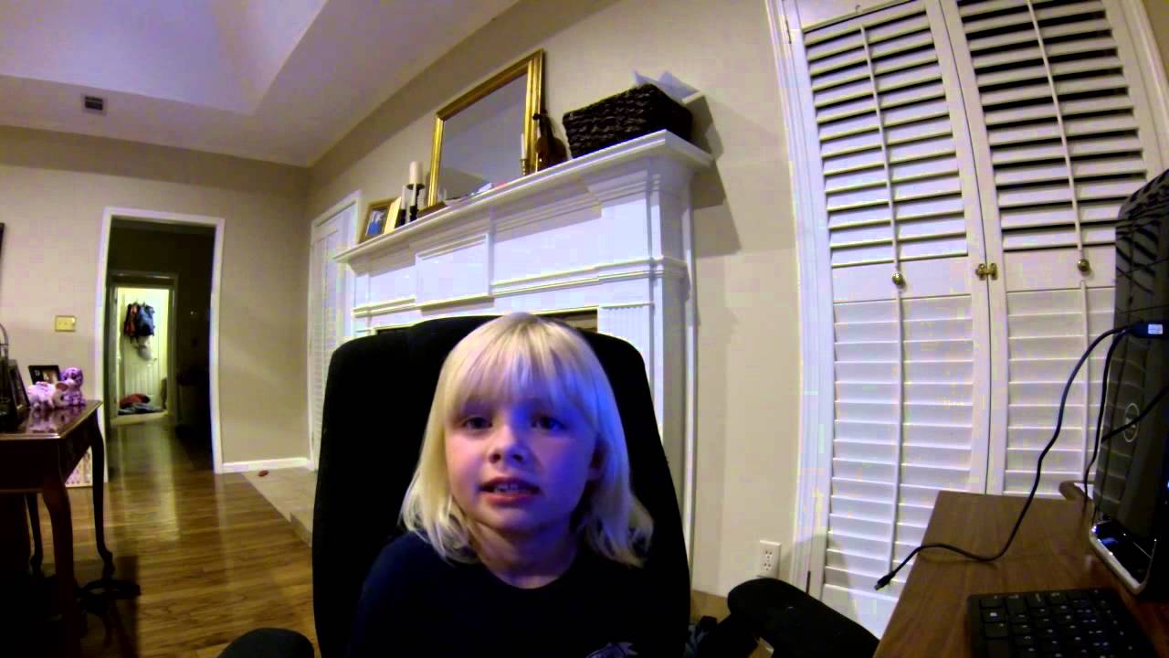 Caroline singing "Let It Go" (Frozen movie) - YouTube