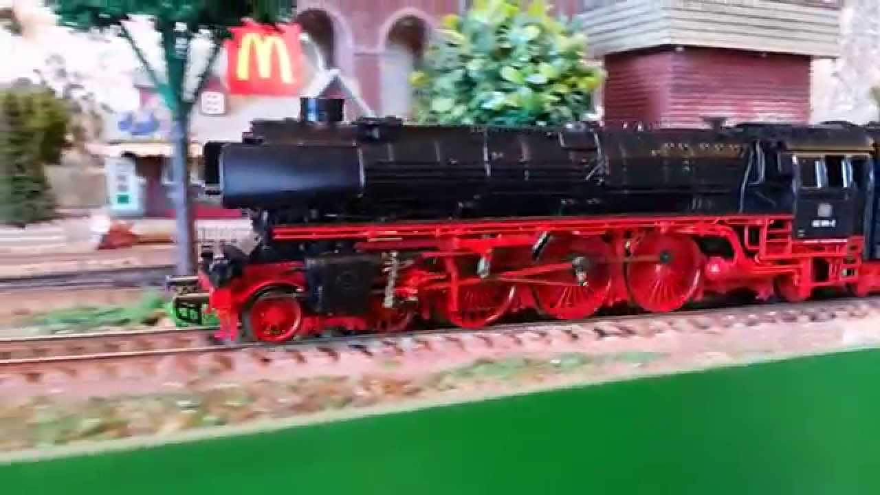 BR 12 Roco - YouTube