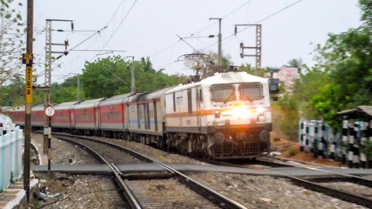 Trains on CURVES and GRADIENTS | Rajdhani, Shatabdi, Garibrath - Indian ...