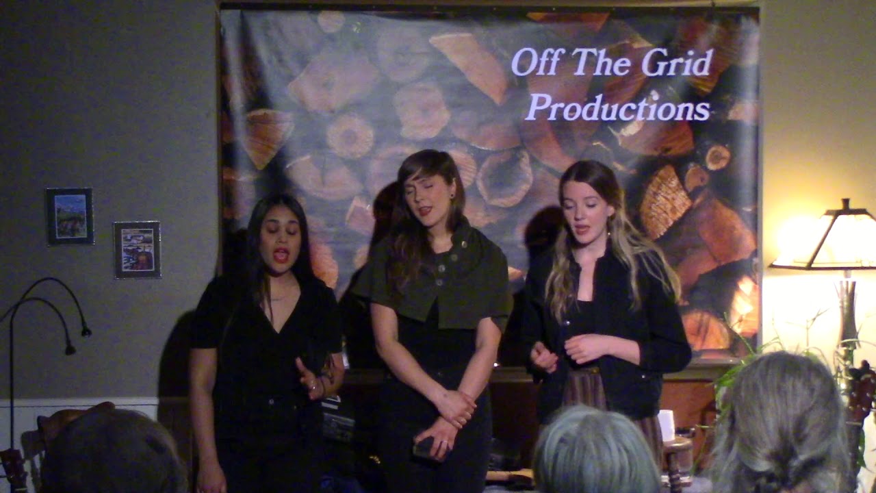 The O'Pears sing "Dinah" - YouTube