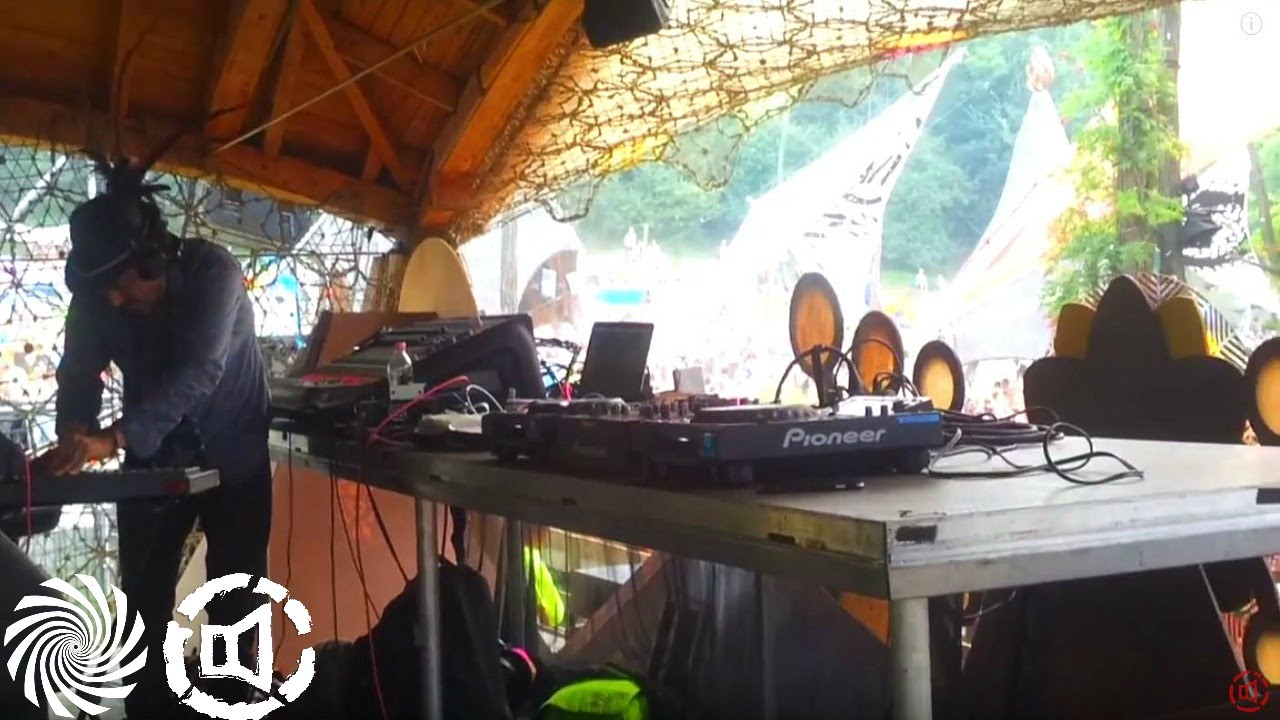 Hallucinogen plays LOUD & Domestic remixes - Ozora Festival 2016 - YouTube