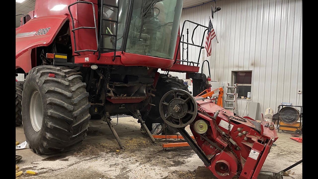 MAJOR COMBINE REPAIR! - YouTube