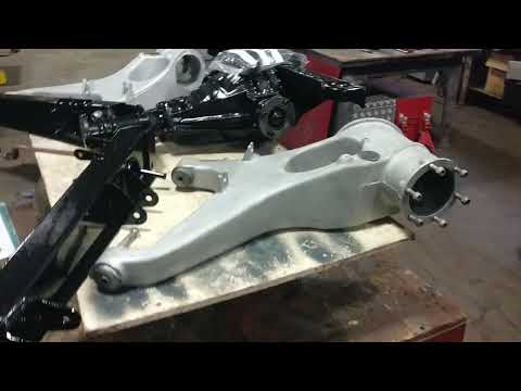 Triumph Stag rear suspension overview - YouTube