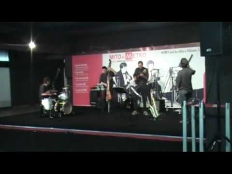 off minor - monk's mind 4tet - YouTube