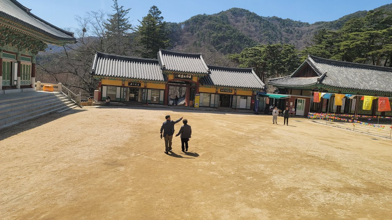 합천 해인사에서 - YouTube