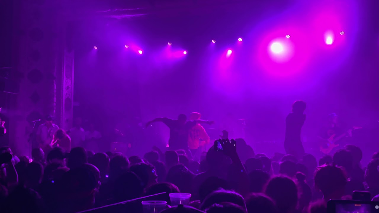 Turnstile - HOLIDAY (Metro Chicago 9/9/21) - YouTube