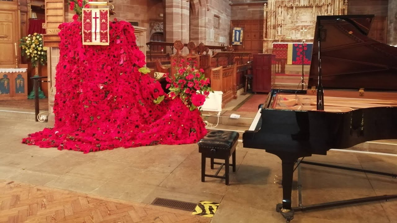 For Remembrance Sunday: Jill Crossland plays "Bist du Bei Mir" from ...