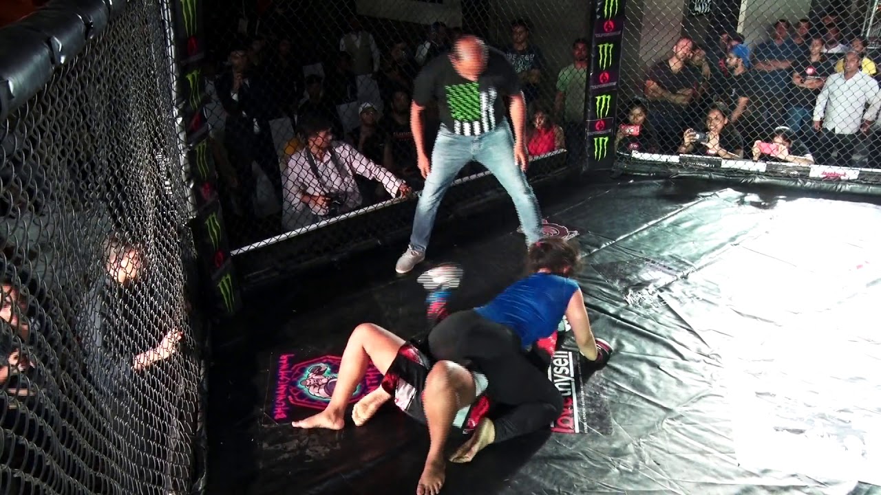 Aishwarya vs Lisa - BOOM MMA IPFL @ Radisson Kolkata, 2019. - YouTube