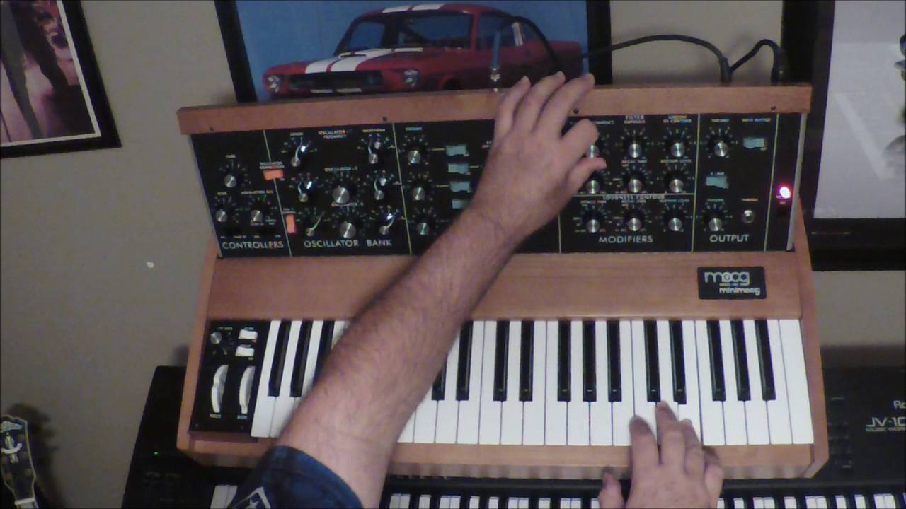 Minimoog Model D reissue lead patch - YouTube