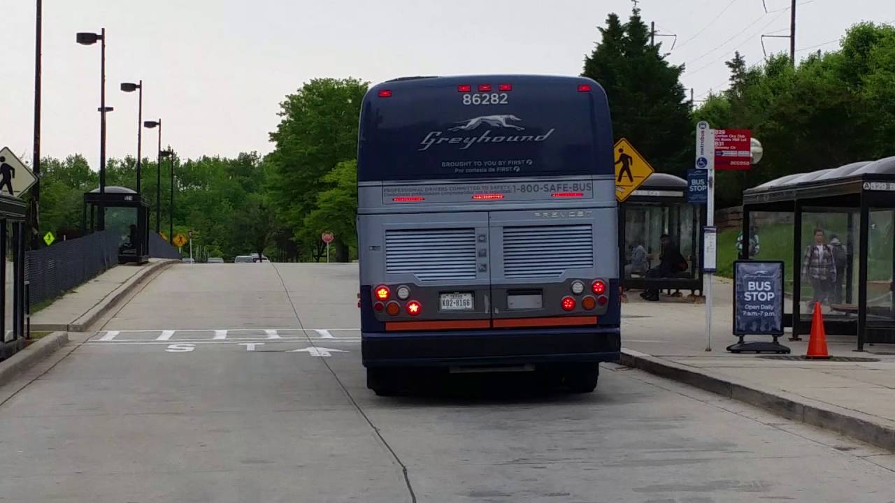 Fast idle Greyhound Prevost bus - YouTube