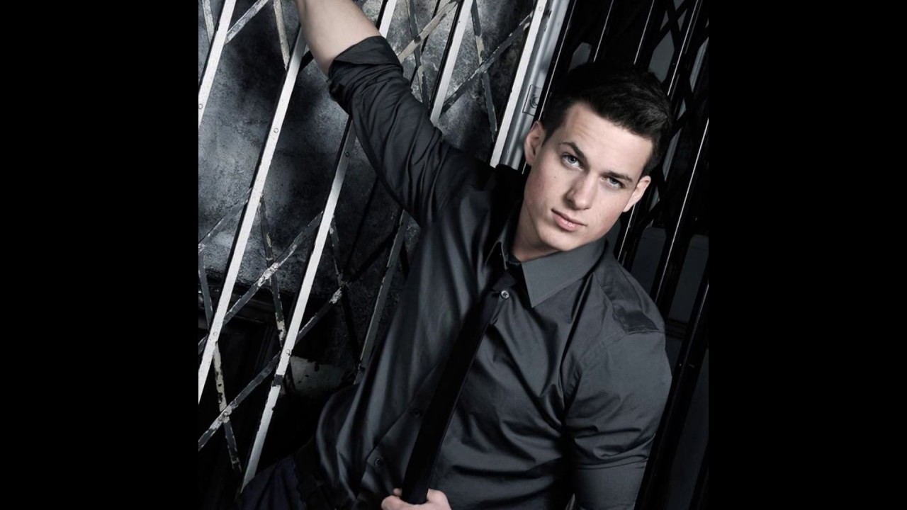 Nick Sandell: Fitness Model - YouTube