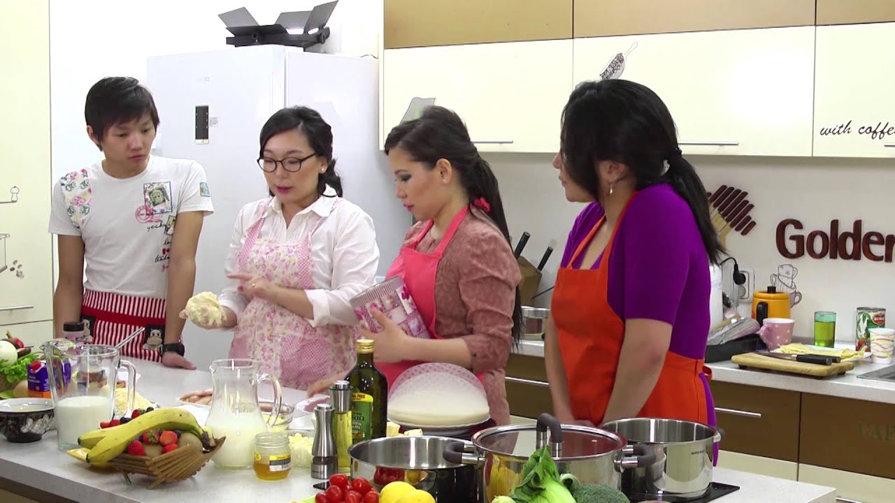 SWEET KITCHEN 08 0405 part1 - YouTube