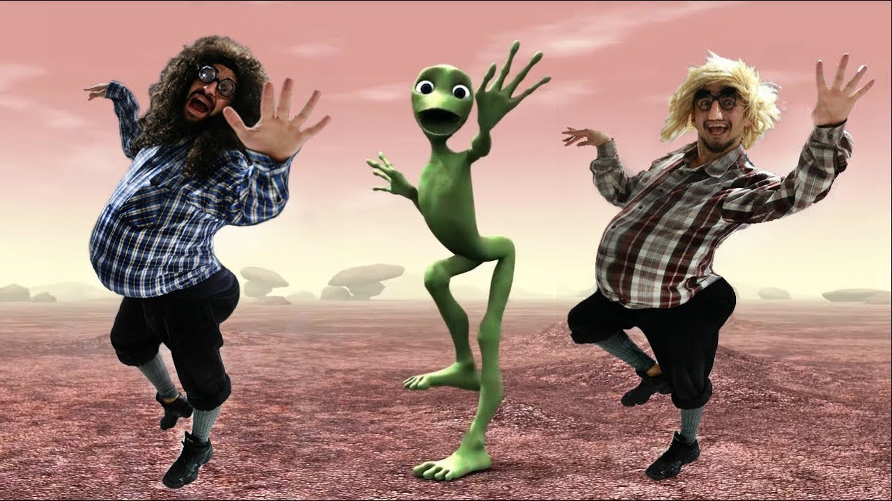dance like nobody/everybody is watching ;) - YouTube