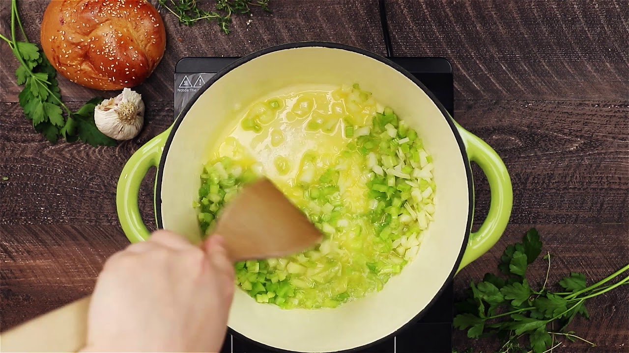 BEST CHALLAH BREAD STUFFING - YouTube