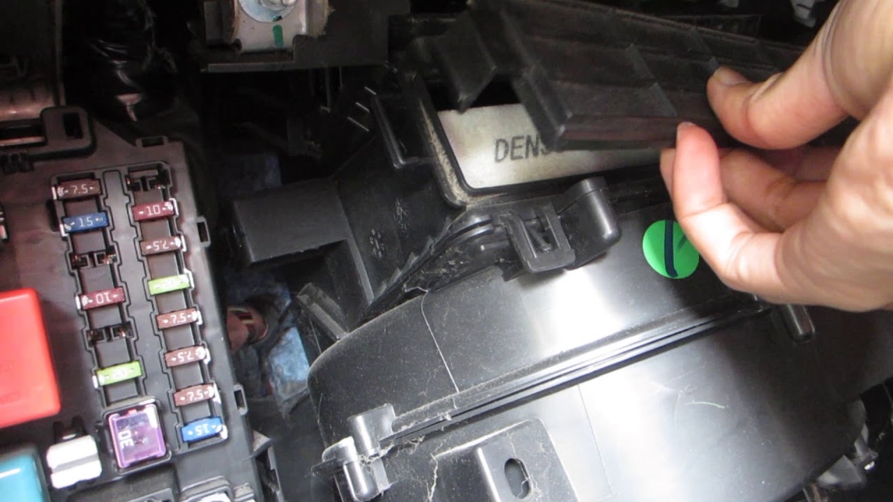 Perodua Myvi cabin air filter air conditioner filter replacement Denso ...