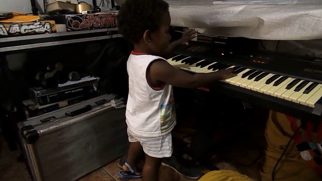 Aulas de teclado e dança com Thales Alexandre mod 1 - YouTube
