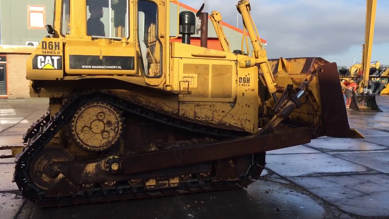 CAT D6H Series II - YouTube
