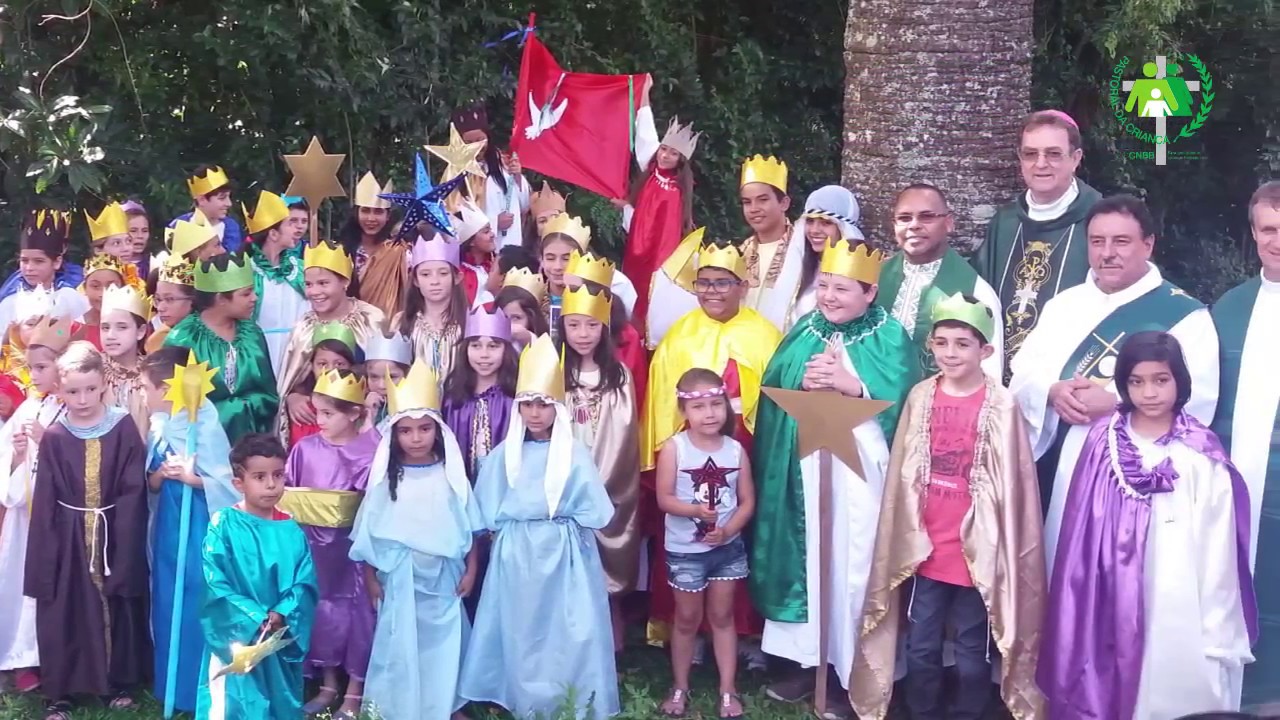 Pequenos Reis Magos - YouTube