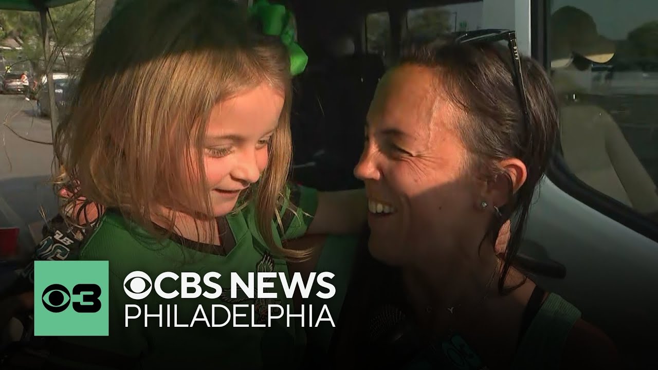 Fans tailgating at the Lincoln Financial Field ahead of Eagles-Bengals ...