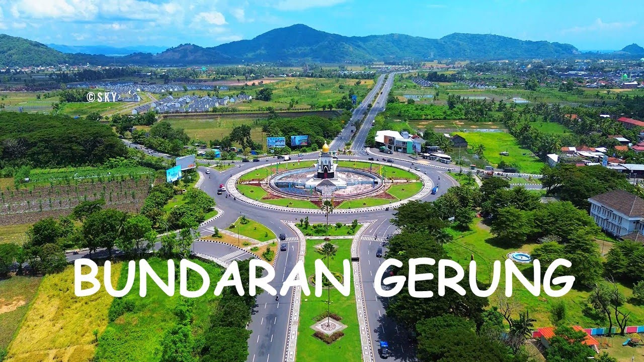 Bundaran Gerung-Aerial view 4K, 12 April 2025 @Sky-JelajahLombok # ...