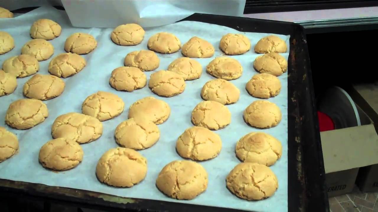 Bierberg Bakery in German Village, Columbus - YouTube