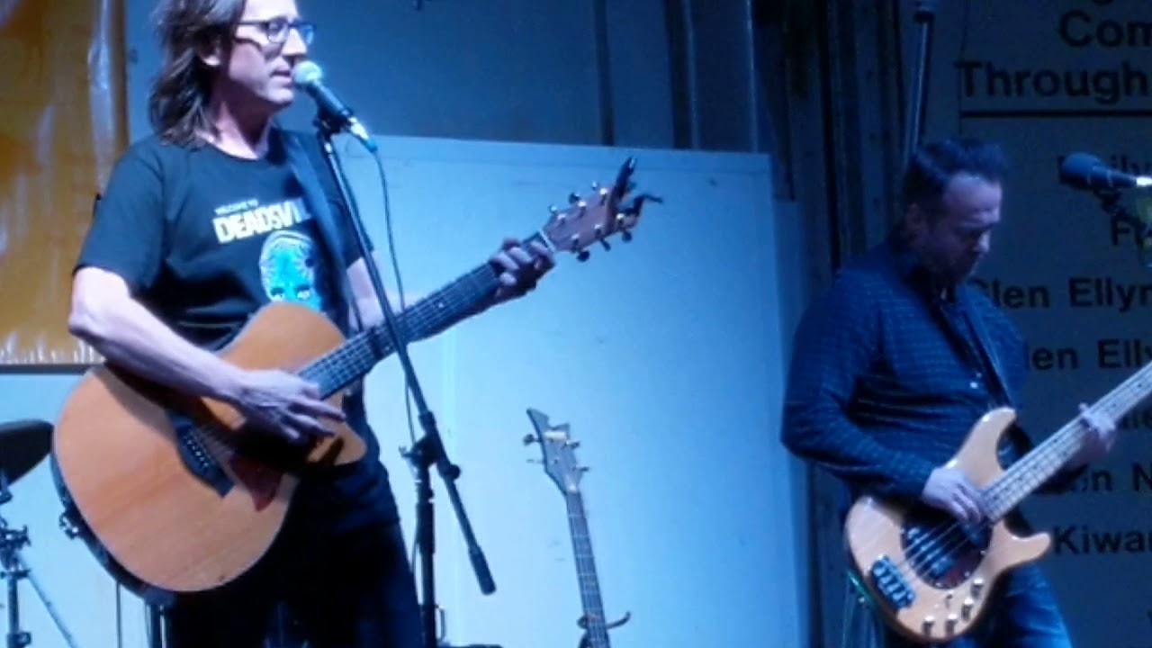Ralph Covert and The Bad Examples perform Sept. 8, 2018, at the Glen ...