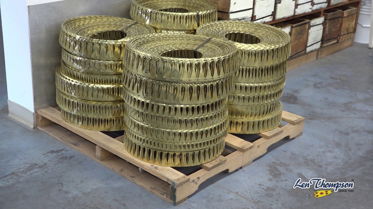 How It's Made - Len Thompson Fishing Lures - YouTube