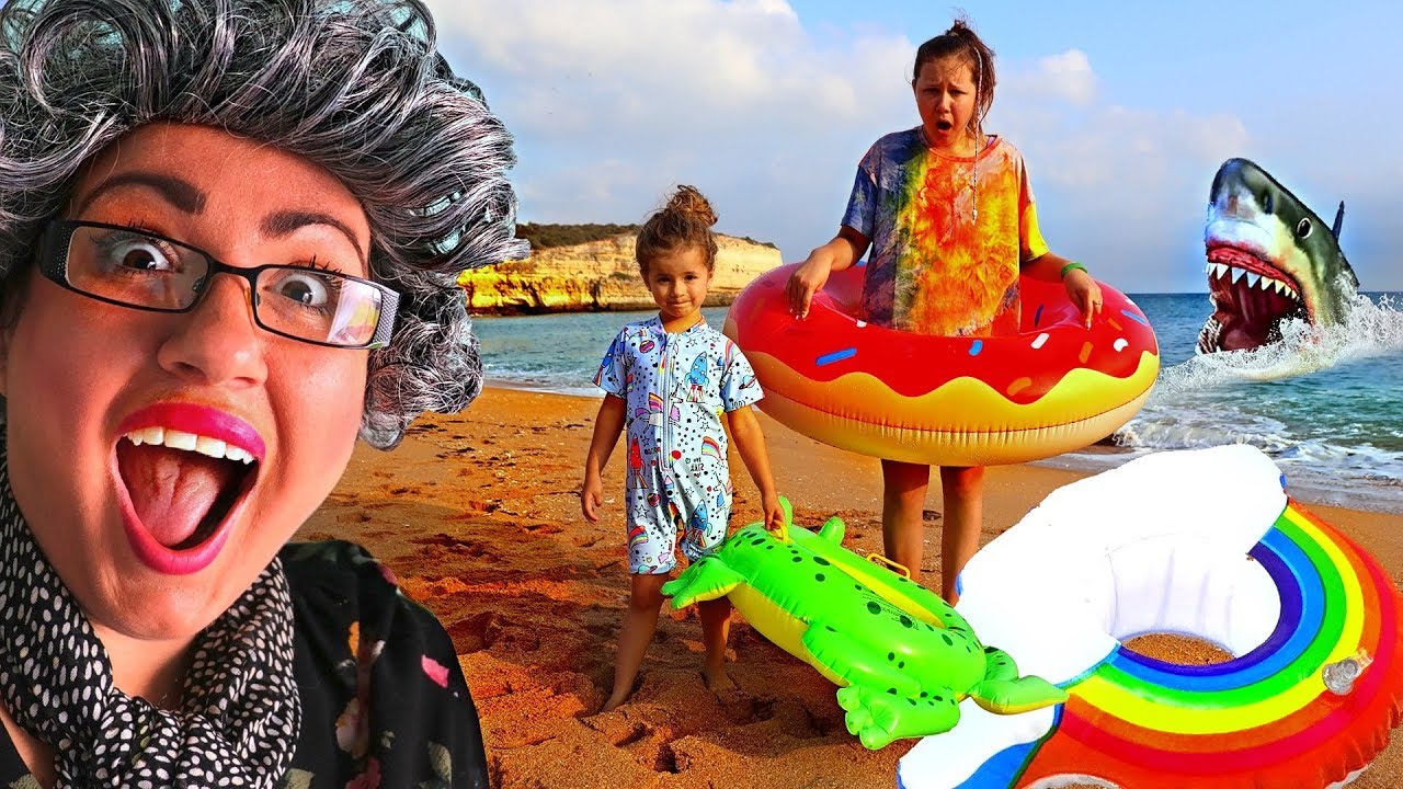 Ruby & Bonnie Pack for the Beach! Funny Pretend Play w/ Granny - YouTube