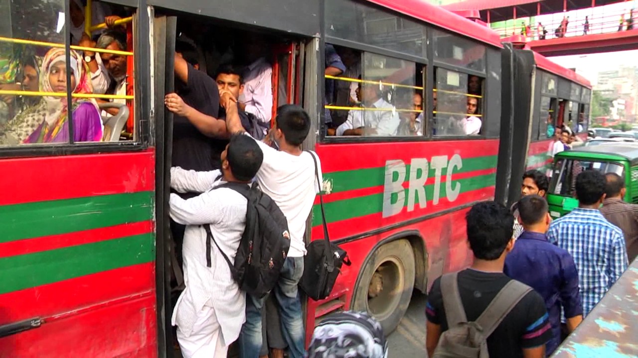 Traffic jam & Bus stops in Dhaka city. - YouTube