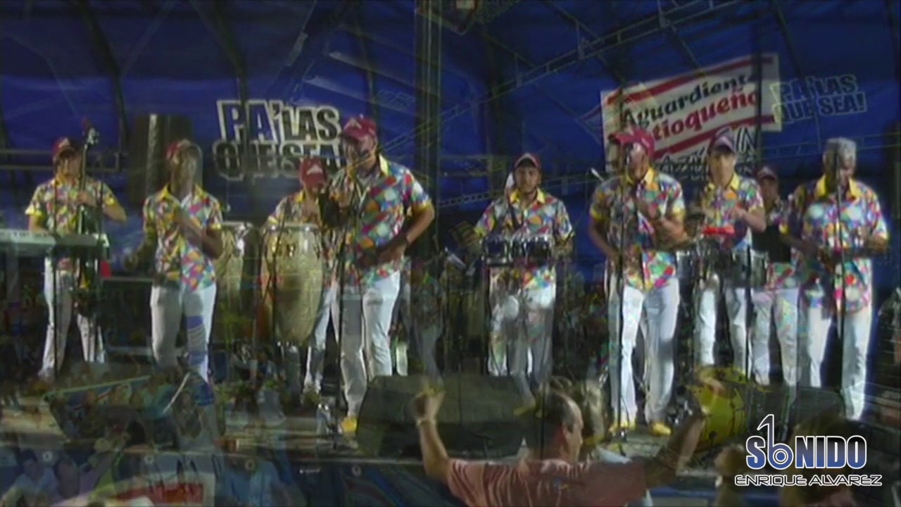 Chelito de Castro y Joe All Stars el barbero - YouTube