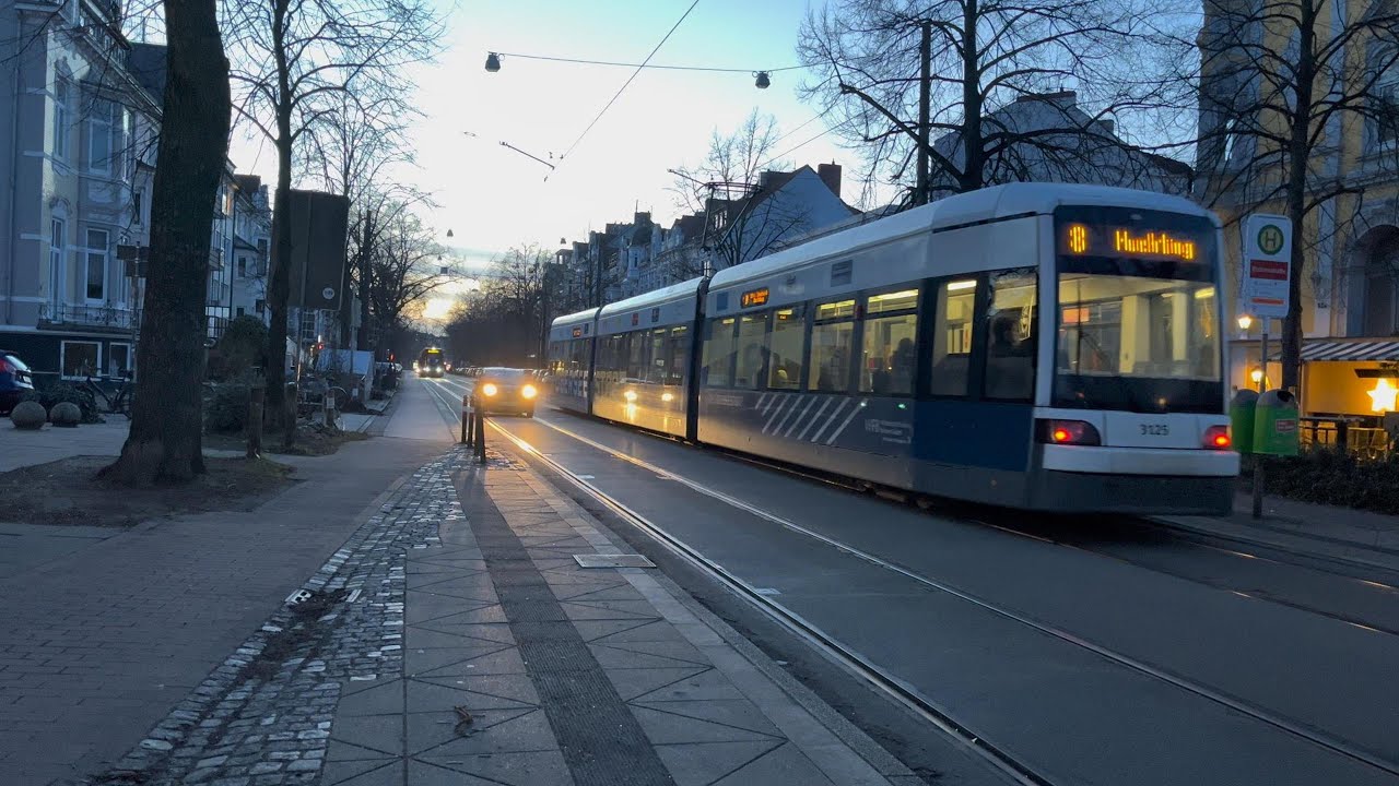 Two trams driving past each other at Brahmsstrasse, Bremen - YouTube