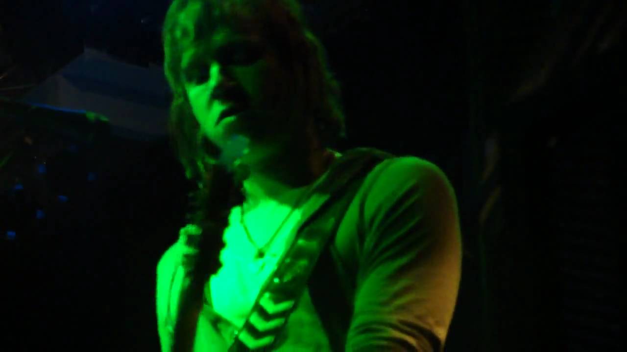 Lifehouse - Halfway Gone @ Cologne - YouTube