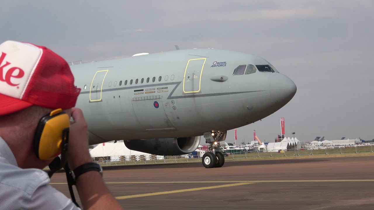 RIAT Monday Departures @ Fairford 16-07-2018 Part 1/6 - YouTube