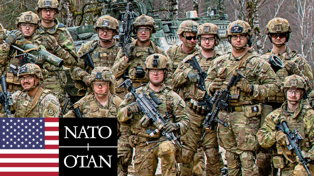 US Army, NATO. Soldiers are preparing for defensive operations in ...