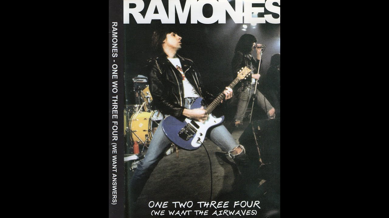 Ramones - I Wanna Be Sedated (1994) - YouTube