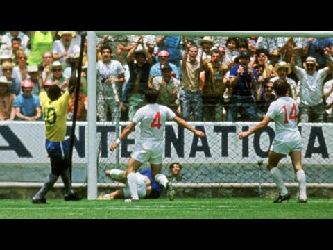 Gordon Banks saves from Pelé in world cup 1970 - YouTube